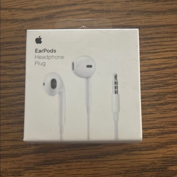 Apple | Headphones | Brand New Apple Earpods With 35mm Plug White Box ...